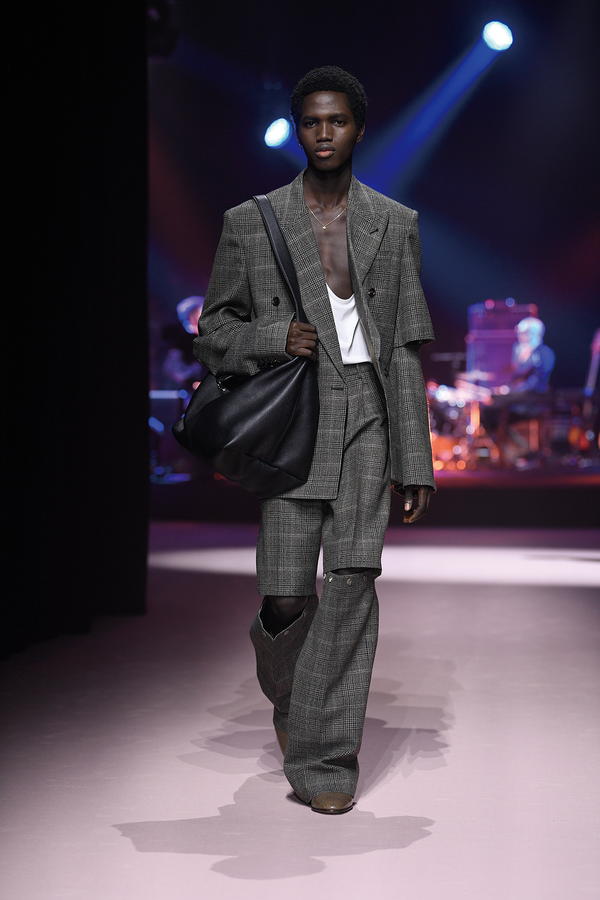 [Review] 2023 F/W 맨즈 패션위크: 펜디, 구찌, 드리스 반 노튼, 지방시