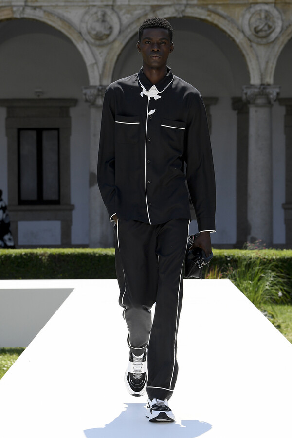 [Review] 발렌티노 2024 S/S 남성복 컬렉션