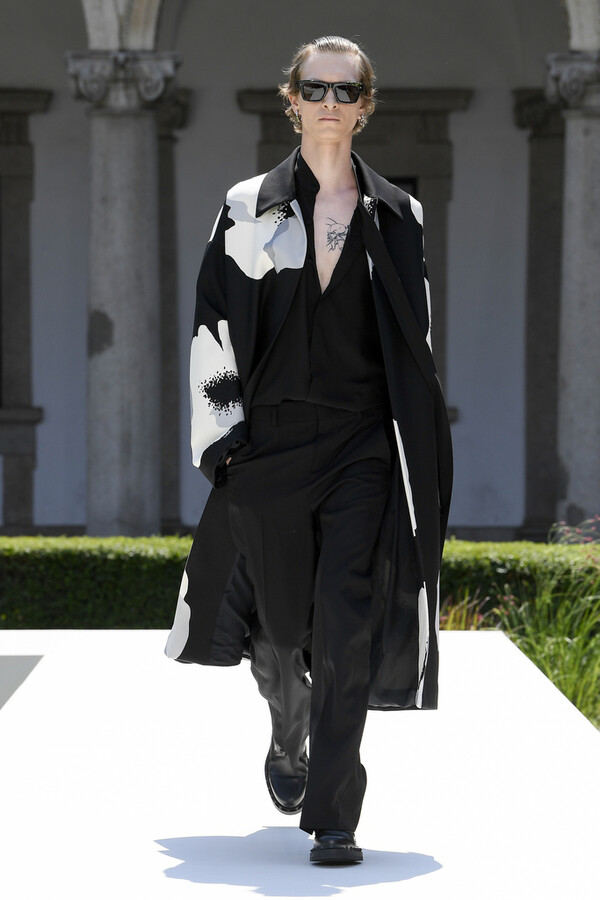 [Review] 발렌티노 2024 S/S 남성복 컬렉션