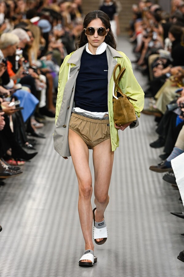 미우미우 2025 S/S